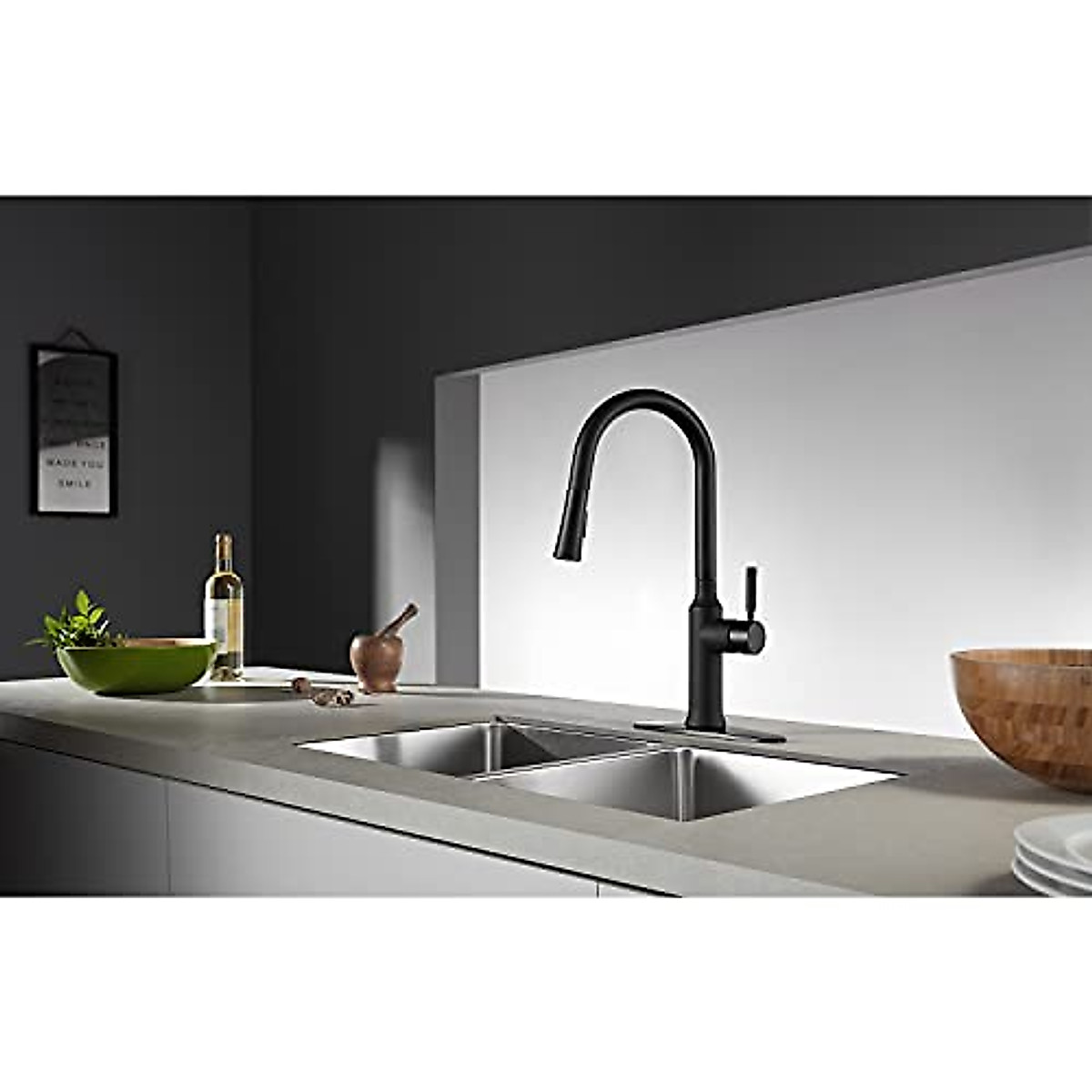 Kingston Brass LS2720DKL Kaiser Pull-Down Sprayer Kitchen Faucet, 8 Inch in Spout Reach, Matte Black