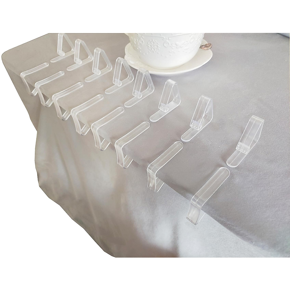 GERILKAI 24 Pack Tablecloth Clips - Clear Plastic Table Cloth Hold Clips -Outdoor Tablecloth Clips for Home Wedding Party Indoor Outdoor Events