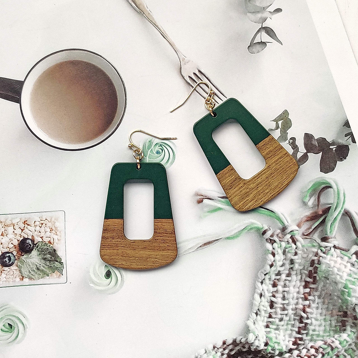 COIRIS Natural Wood Resin Spliced Hoop Dangle Green Earrings for Women(ER1181-Rectangle Green)