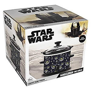 Uncanny Brands Star Wars The Mandalorian 2-Quart Slow Cooker- Kitchen Appliance-Baby Yoda