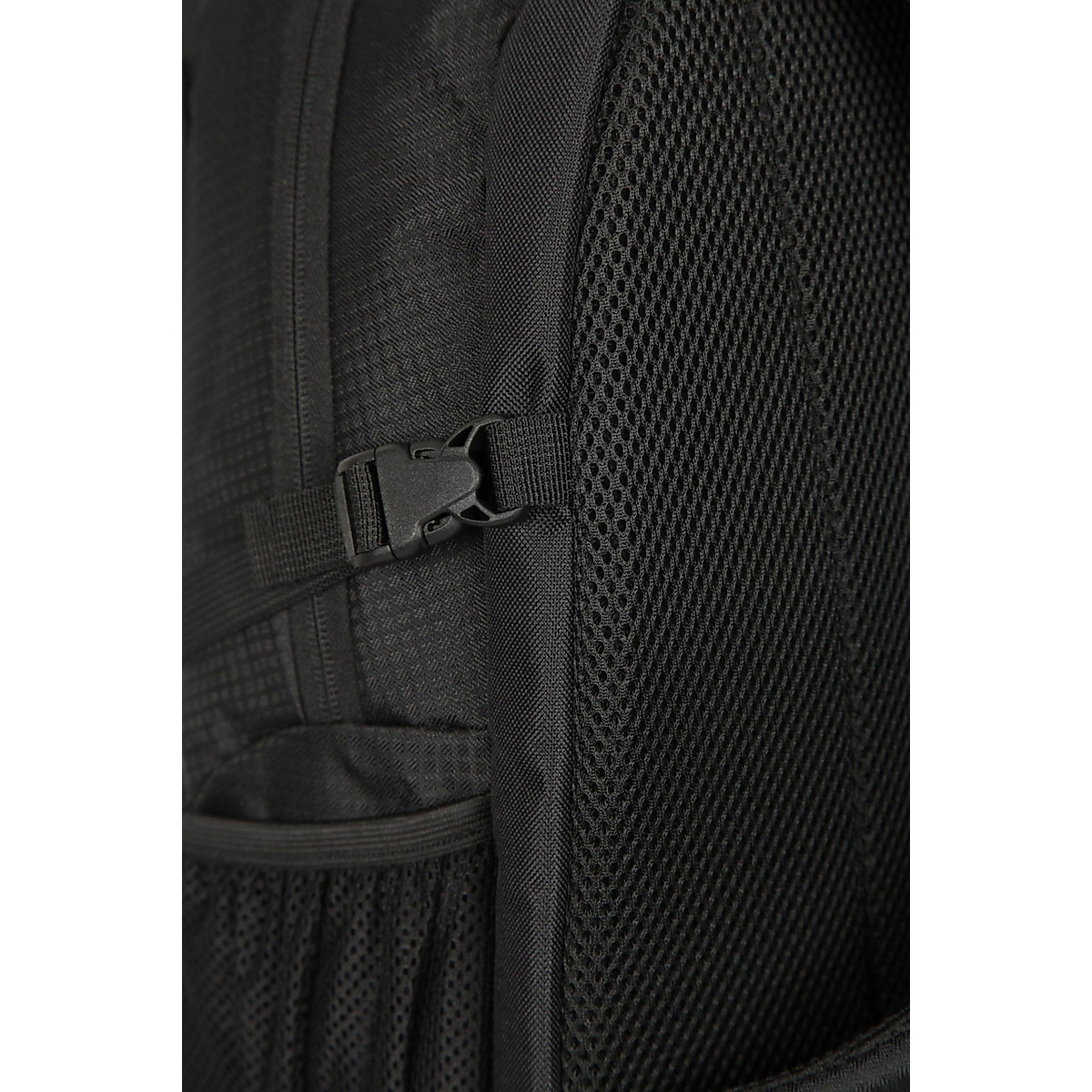 Mountain Warehouse Peregrine 30L Backpack - Travel Rucksack Black