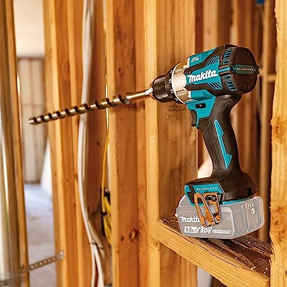 Makita XT296ST 18V LXT® Lithium-Ion Brushless Cordless 2-Pc. Combo Kit (5.0Ah)