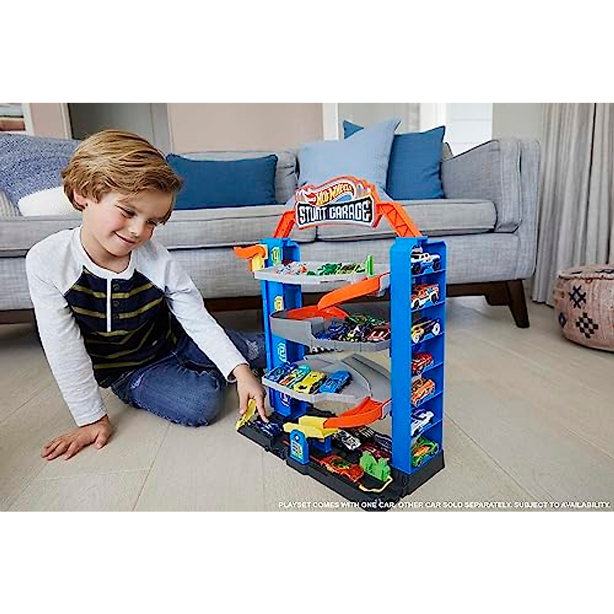 Hot Wheels City Stunt Garage Play Set Gift Idea for Ages 3 to 8 Years Elevator to Upper Levels Connects to Other Sets, Boys