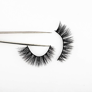 Newcally Lashes False Eyelashes Cat Eyes Wispy Natural Faux Mink Lashes 14 Pairs Pack Light Volume Short Fake Eye Lashes Multipack