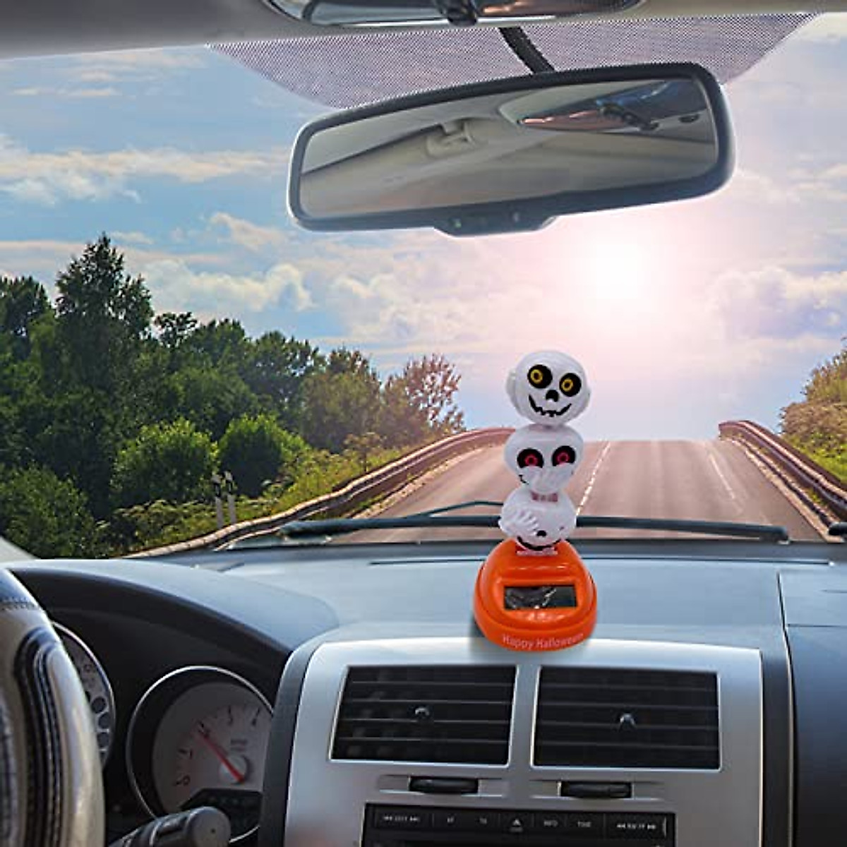 Car Dashboard Decoration Solar Shaking Head Dancing Doll Mini Bobbleheads Plastic Bobble Head Figures Ornaments Car Interior Decoration Office Home Tabletop Decor Bobble Head Toy Gift
