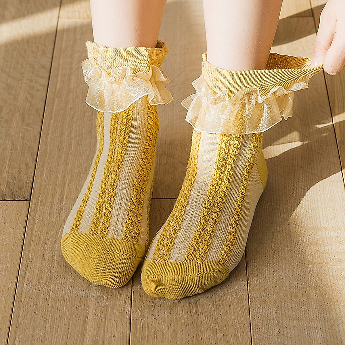 Girls Lace Ruffle Cotton Frilly Ankle Socks Cotton White Princess Dance Dress Socks for Little/Big Kids (US, Alpha, Medium, Mixed-color)