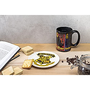 Zak Designs Harry Potter Ceramic Color Changing Mug and Plate Set for Coffee, Tea, Breakfast or Dessert with Unique Heat Reactive Artwork (2-Piece, Non BPA, Hogwarts)