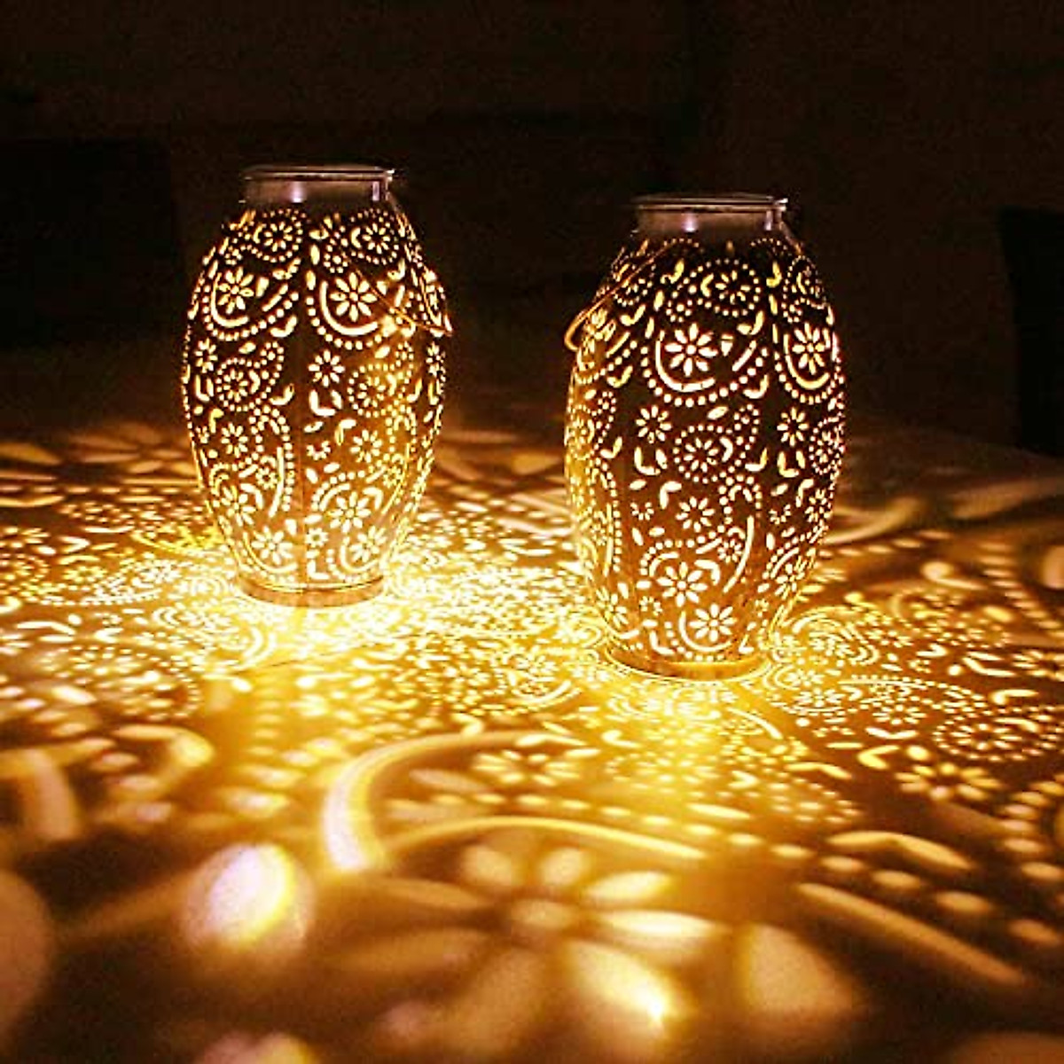 2 Pack Hanging Solar Lanterns Outdoor Lanterns Waterproof Decorative Garden Lights Retro Oval LED Lantern Lights for Table Patio Courtyard Party Pathway Walkway