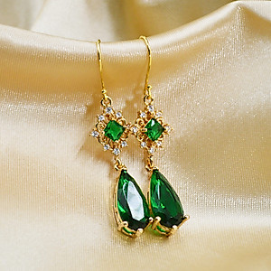 MOMOCAT 18K Gold Plated Vintage Emerald Green and Gold Hanging Earings Statement Earingings Dangling Formal Chandelier Fancy Dangle Earring Jewelry Hypoallergenic Long Fashion Earrings Aesthetic for