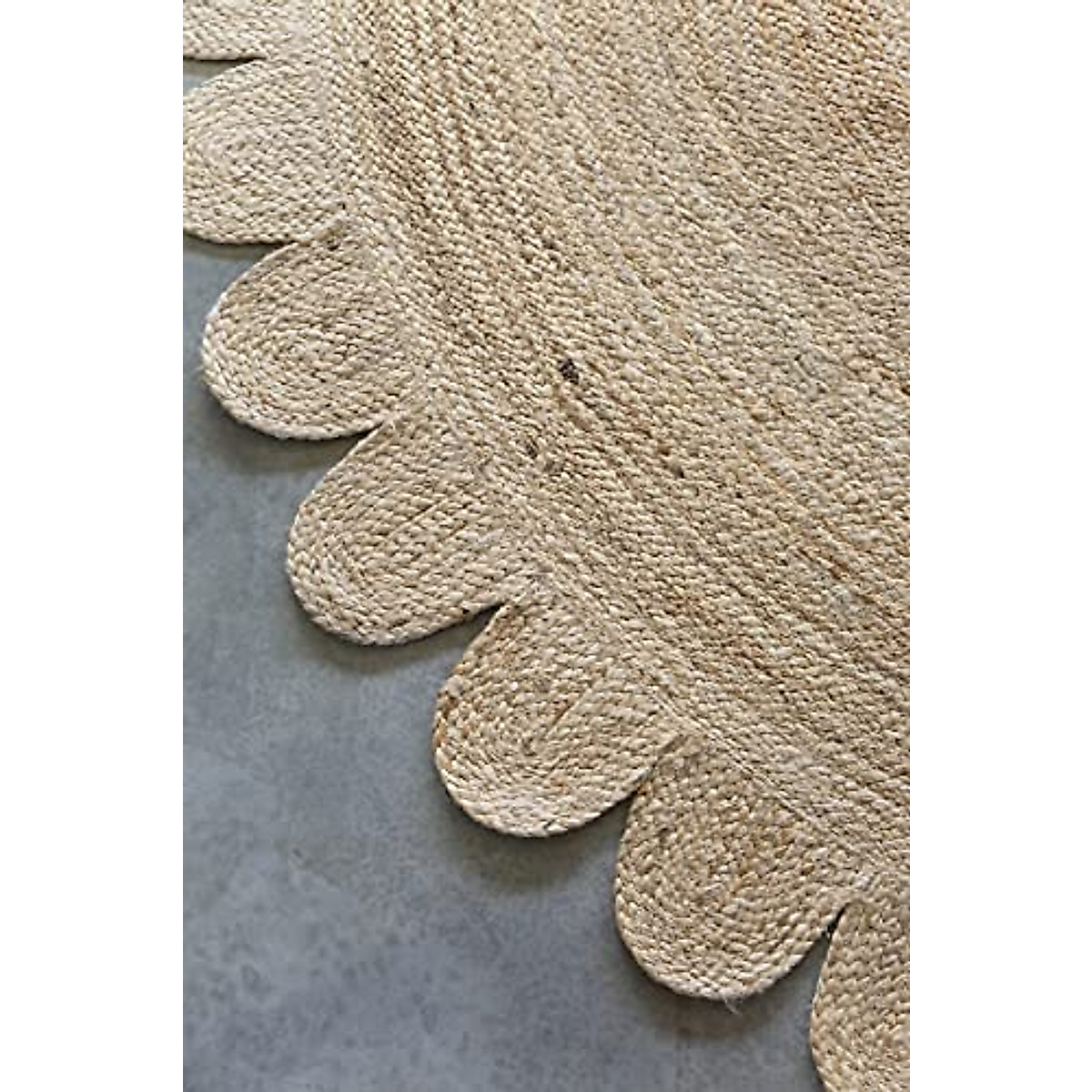 4x4, 5x5, 6x6,feet Natural Jute Scallop Round Rug, Floor Scalloped Edge Rug Braided Boho Eco Large Circular Handmade Area Rugs (Natural, 8x8 Ft Round Rug)
