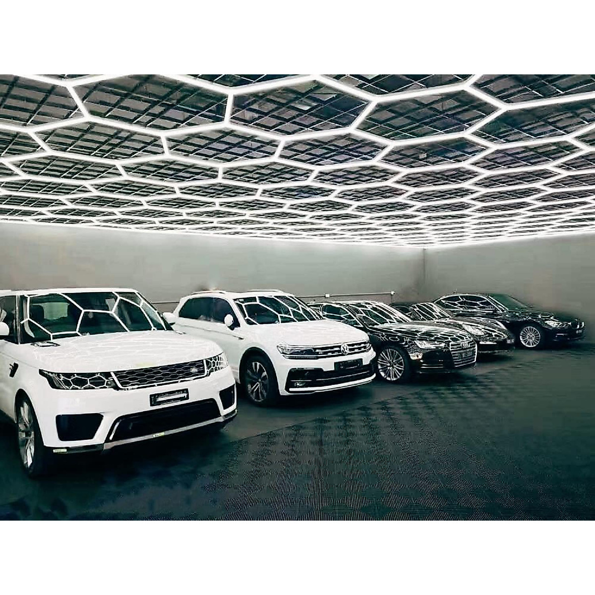 SENKOYU Hexagon Led Garage Light,23 Grid Systems Led Shop Lights for Garage/Workshop/Car Detailing Shop with White Border, 6500K,60720LM,530W, IP54 2 Year Warranty AC 100-240V(13'5'' x 12'5'')