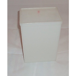 Vintage Tupperware Big Freeze Container/ Ice Cream Keeper