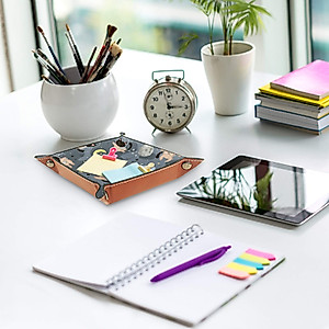 delayer Dice Tray, Folding Tray PU Leather Dice Rolling Tray Holder for RPG Dice Gaming and Other Board Game Table Games,Cute Cats Astronauts Helmets Grey,16x16cm