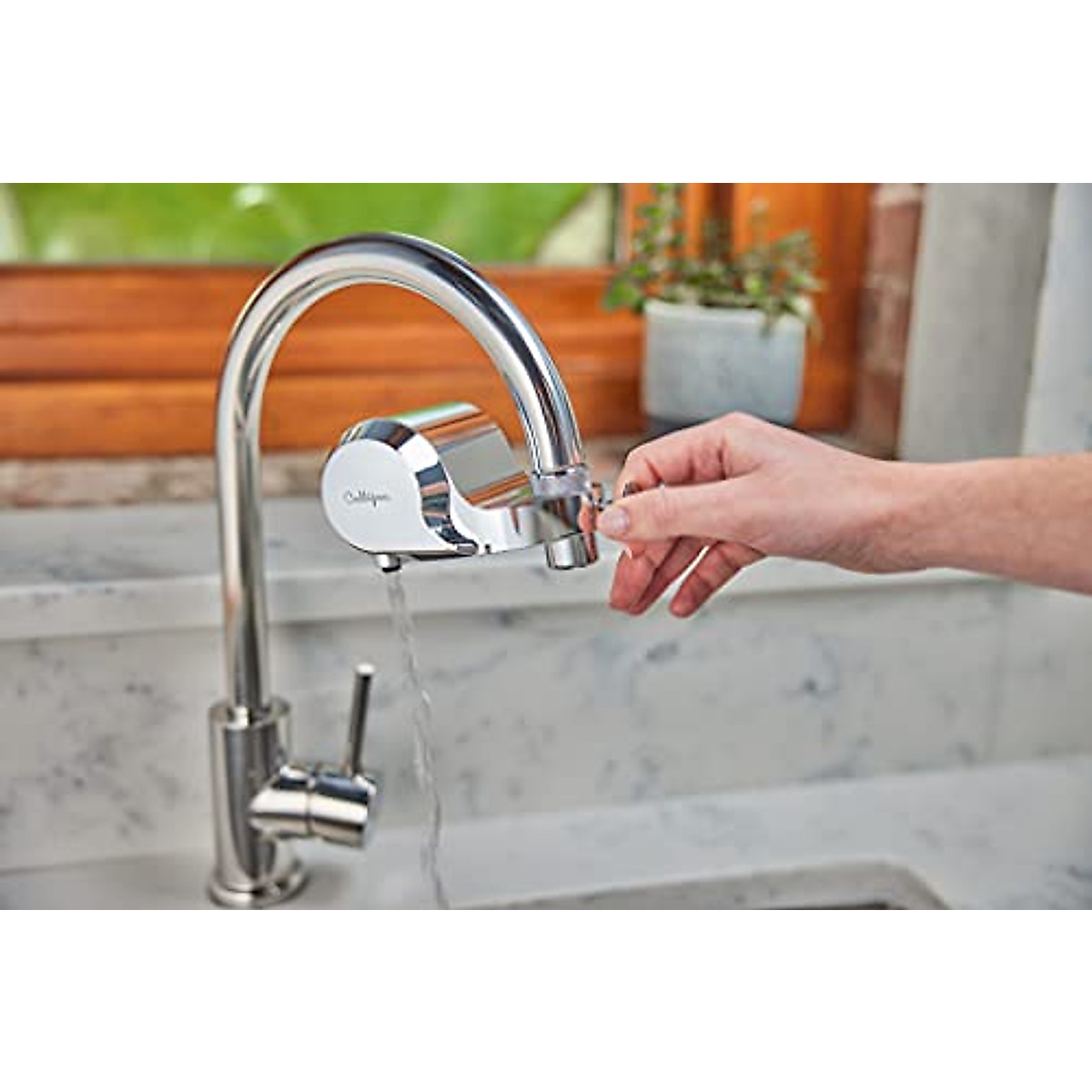 Culligan CFM-300CR, Faucet Mount Water Filter System, WQA Certified to Reduce PFOA/PFOS, Chrome