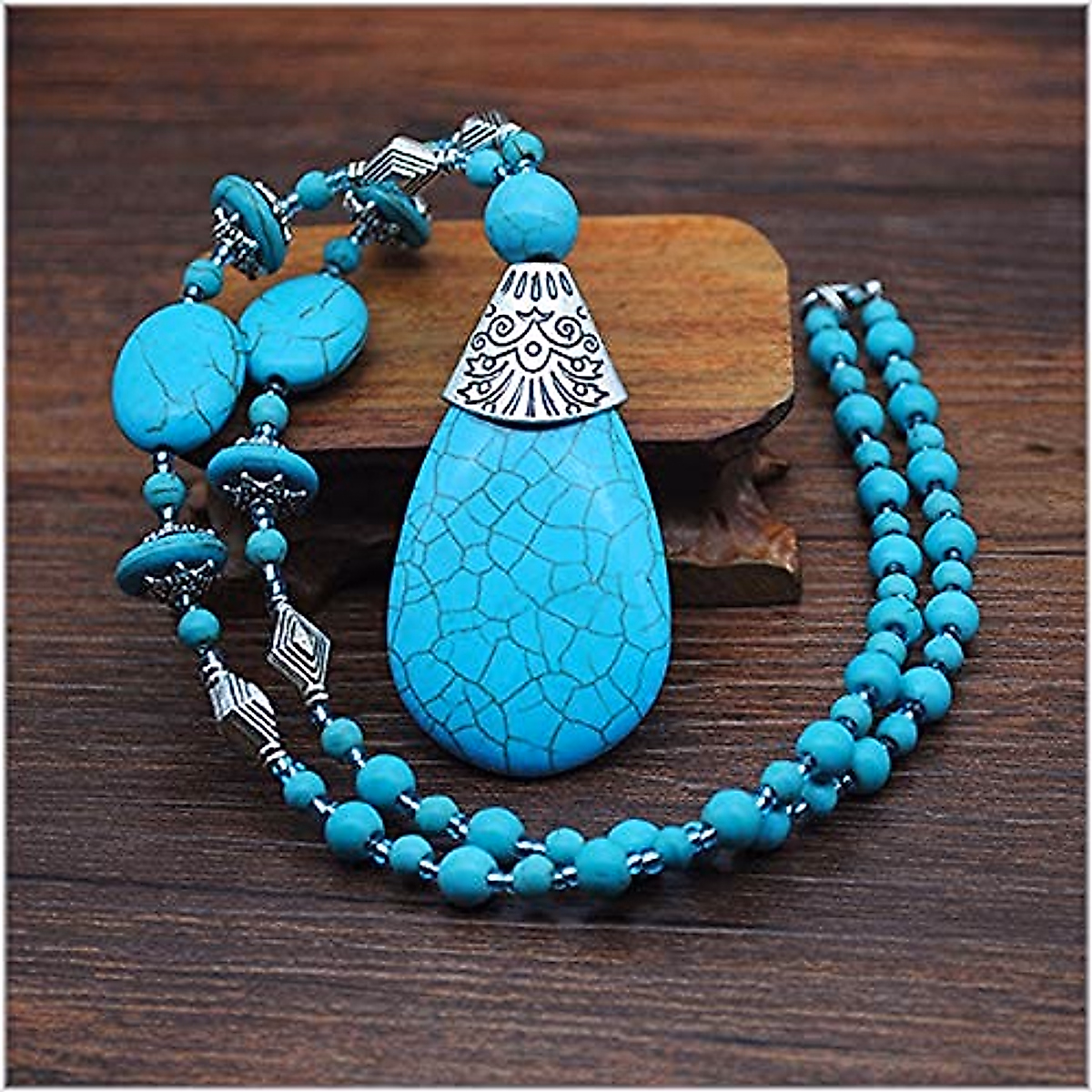 Bohemian Turquoise Necklace for Women Western Jewelry Boho Necklace Vintage Turquoise Pendant Long Choker Necklace (Turquoise)