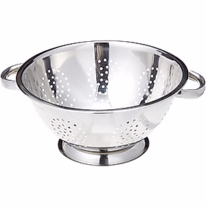 ExcelSteel Heavy Duty Handles and Self-draining Solid Ring Base Stainless Steel Colander, 5 Qt, Stainless
