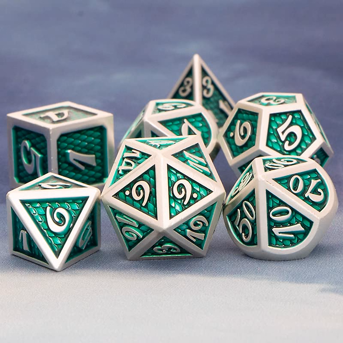 Metal DND Dice Set with Gift Box, RUNFNG 7 Pcs Polyhedral Dice Set for Dungeons and Dragons Dice, Blue Role Playing Dice, D and D D+D RPG Dice Set, D&D Dice Set D20 D12 D10 D8 D6 D4