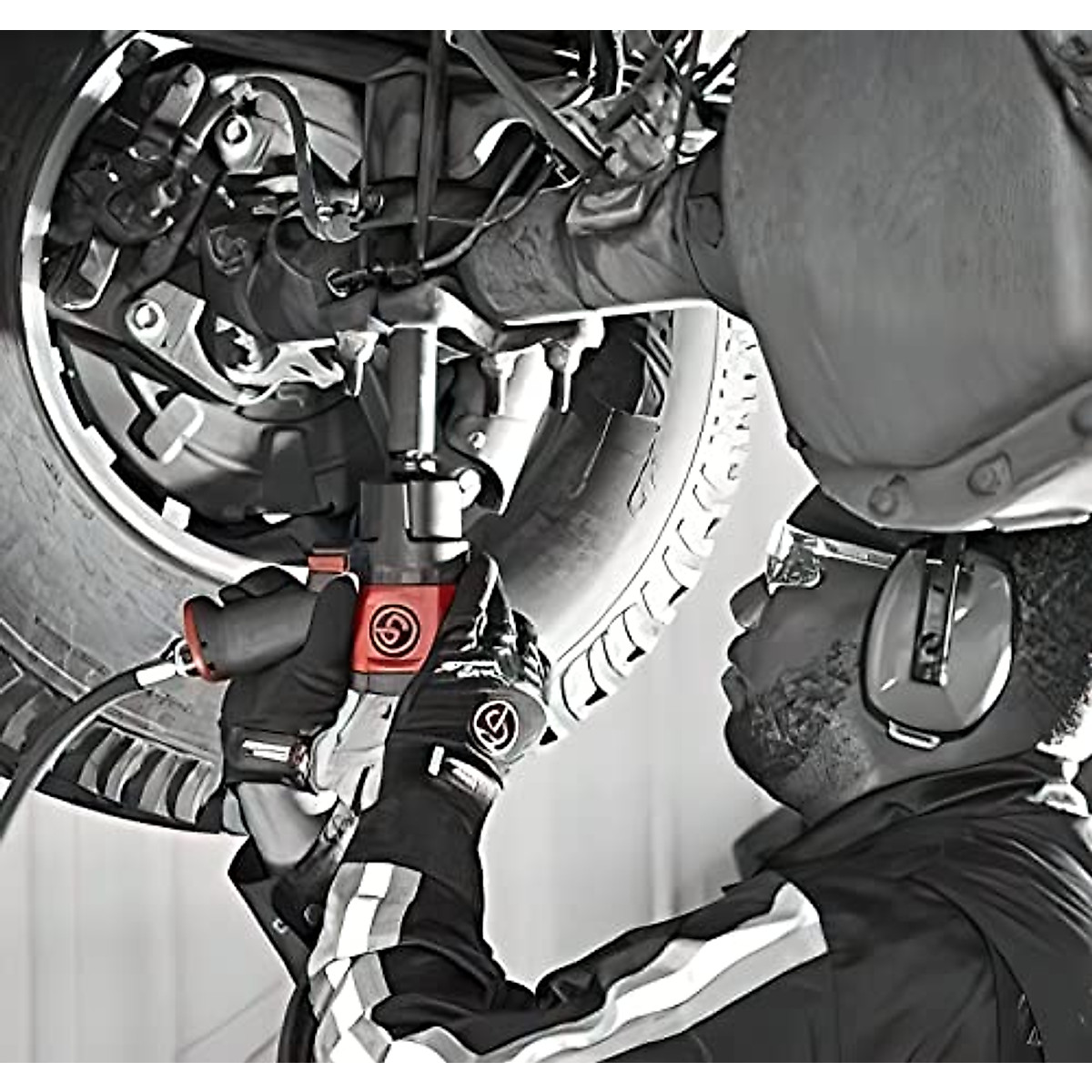 Chicago Pneumatic CP7748 Air Impact Wrench (1/2 Inch), Air Impact Gun Industrial Repair & Assembly Tool, Pistol Handle, Twin Hammer, Max Torque Output 959 ft. lbf/1300 Nm, 7000 RPM