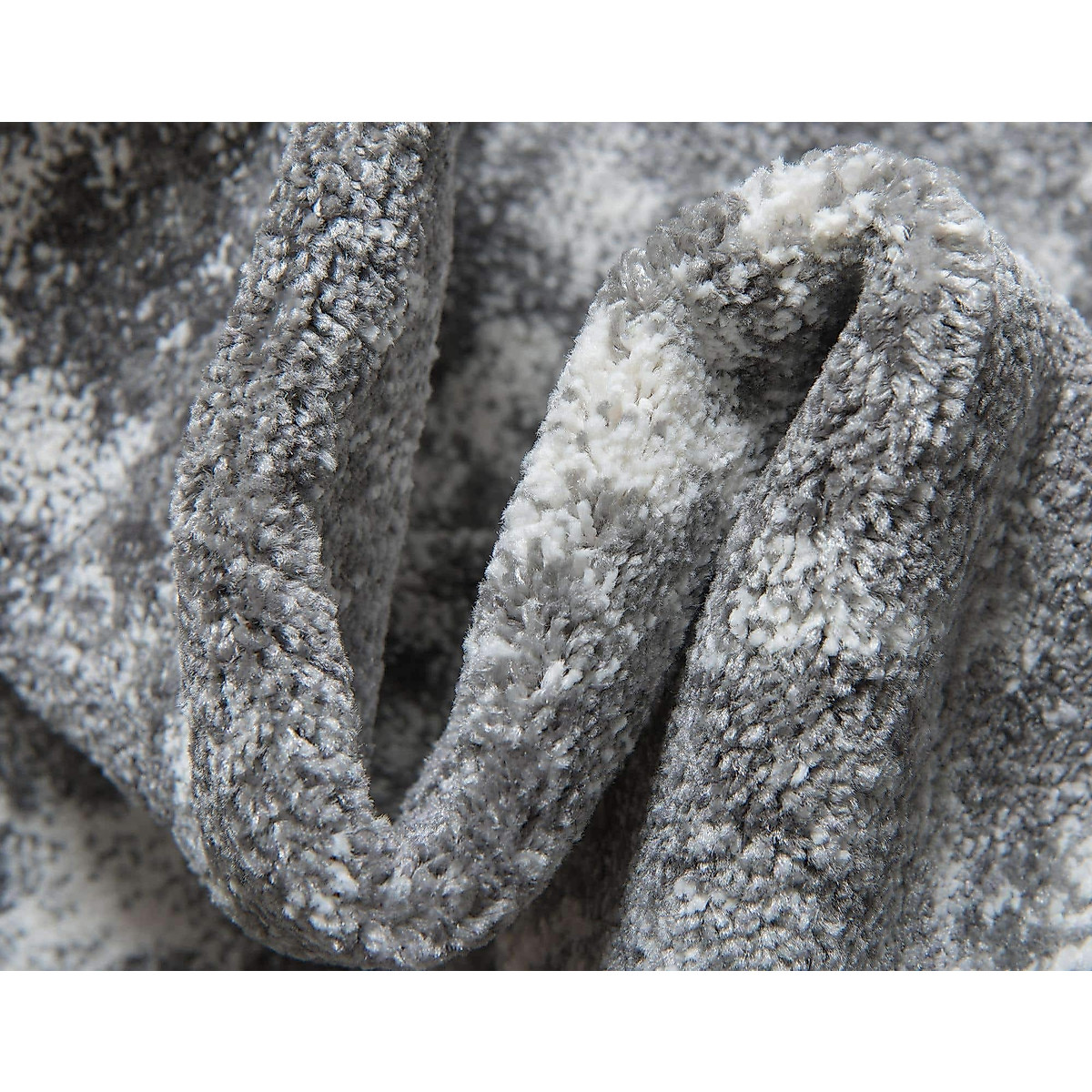 Unique Loom Rosso Collection Vintage, Traditional, Bohemian, Geometric, Distressed, Southwestern Area Rug, 4' 0" x 6' 0", Gray/Ivory