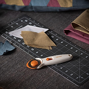 Fiskars 45mm Rotary Cutter for Fabric - Premium Stick Rotary Cutter - Craft Supplies - Crafts, Sewing, and Quilting Projects - White