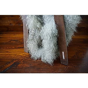 MILABERT Oak Wood Magazine Rack with Genuine Silver Norwegian Pelssau Sheepskin Rug - Soft Curly Wool - Design Furniture (MR11)