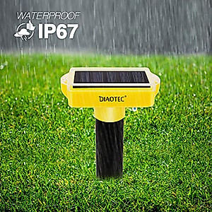 Diaotec Mole Repellents Solar Powered Groundhog Repellent Vole Repellent Outdoor Sonic Spike Pest Control to Keep Rodents Away from Your Lawn and Garden