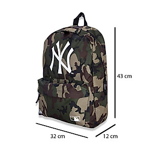 New Era Men's MLB Stadium New York Yankees Woodland Camo Backpack, Green Med, One Size