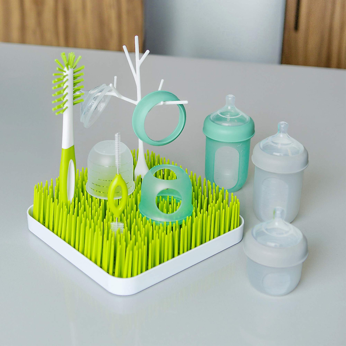 Boon NURSH Silicone Bottles and Grass Bundle Bottles & Cleaning Accessories Starter Set