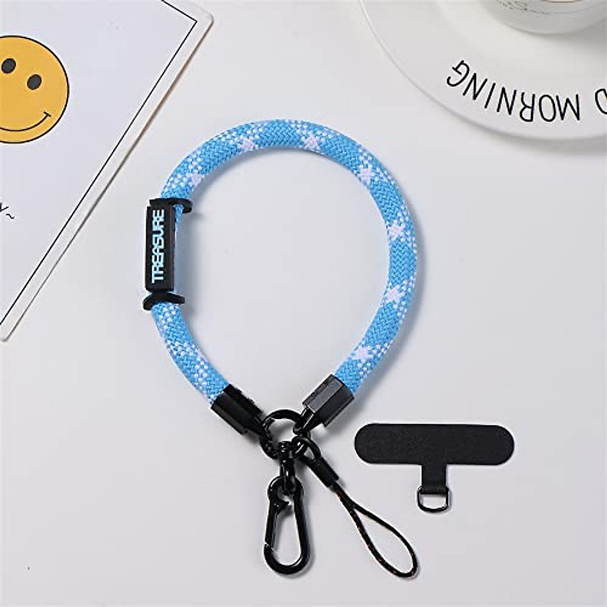 Korean KPOP Group Aid Lanyard ATEEZ Stray Kids AESPA Seventeen Twice Treasure Lightstick Pendant Gift Collection (treasure)