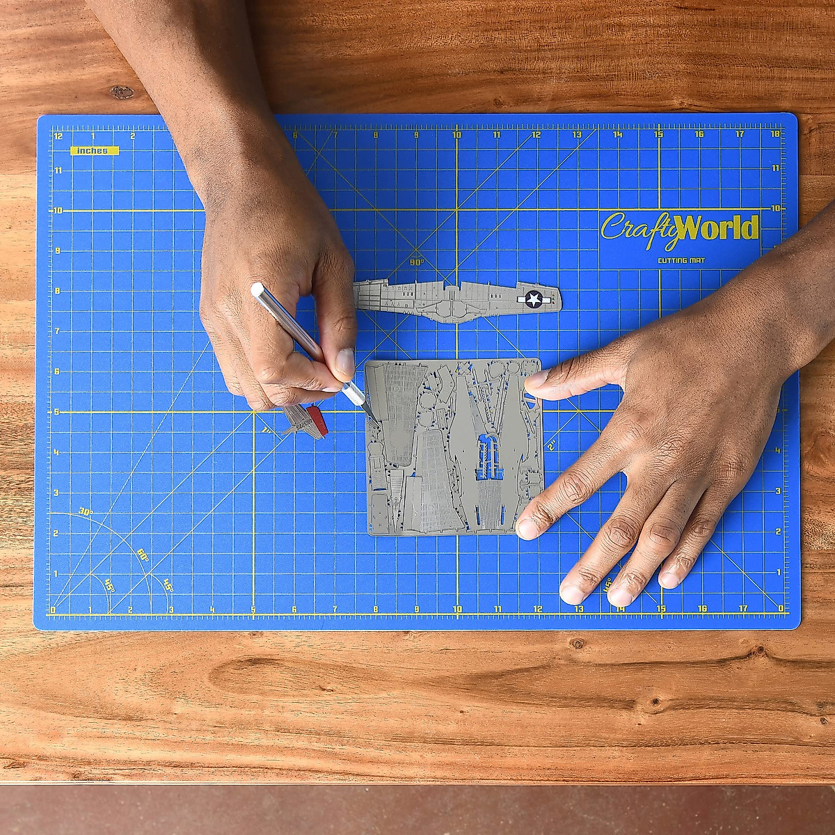 Crafty World 18 x 24 Cutting Mat for Sewing, Self Healing Double Sided Quilting Crafts Mat - Fabric Cutting Mat - Non Slip surface - Rotary Cutting Board Green