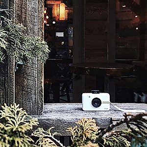 Zink Polaroid Snap Instant Digital Camera (White) with ZINK Zero Ink Printing Technology