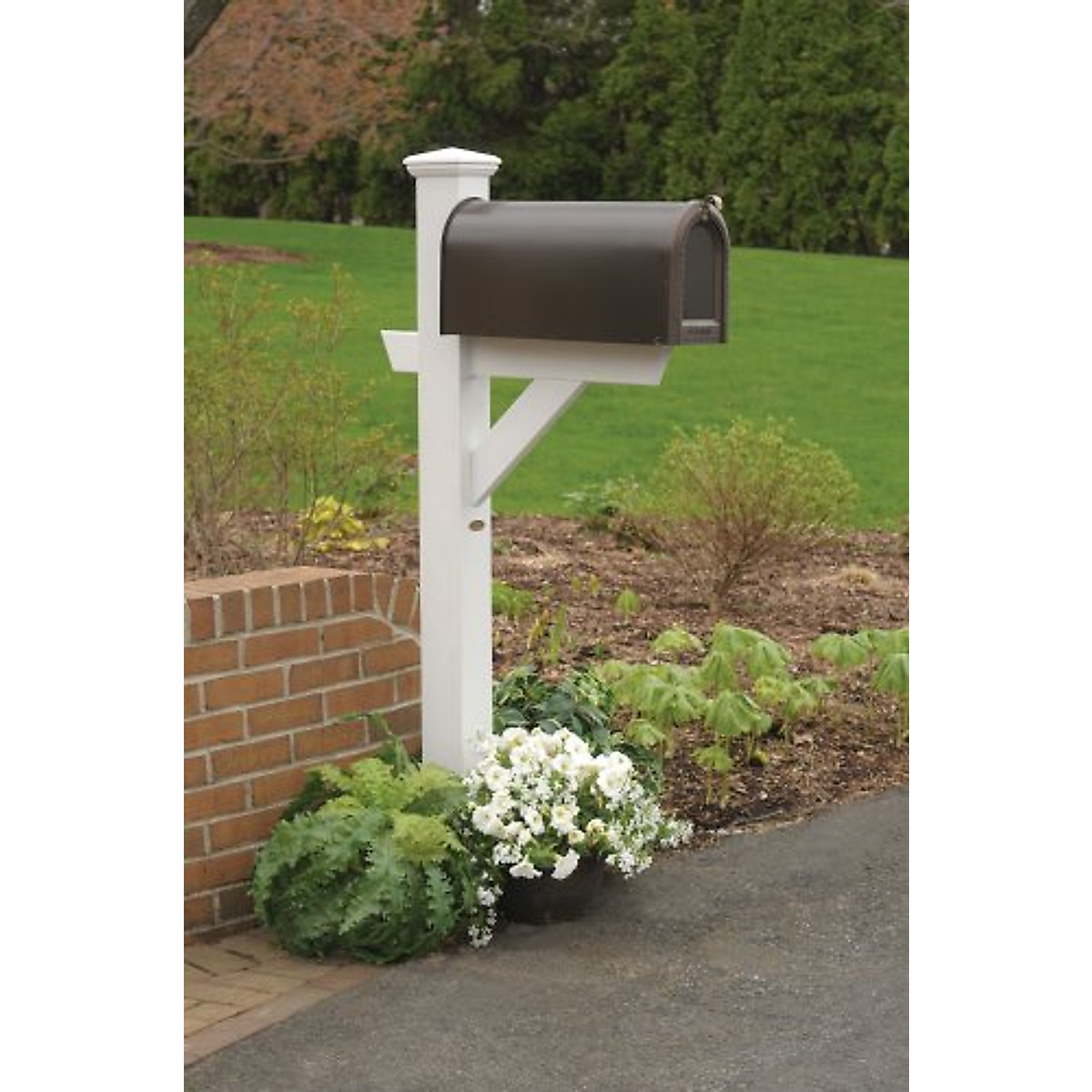 Highwood AD-MLBX1-WHE Hazelton Mailbox Post, Standard, White