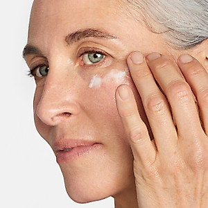 Clinique Smart Clinical Repair Wrinkle Correcting Eye Cream With Hyaluronic Acid + Peptides | Anti-Aging, Hydrating + Depuffing, Mini Travel Size, 0.5 fl. oz.