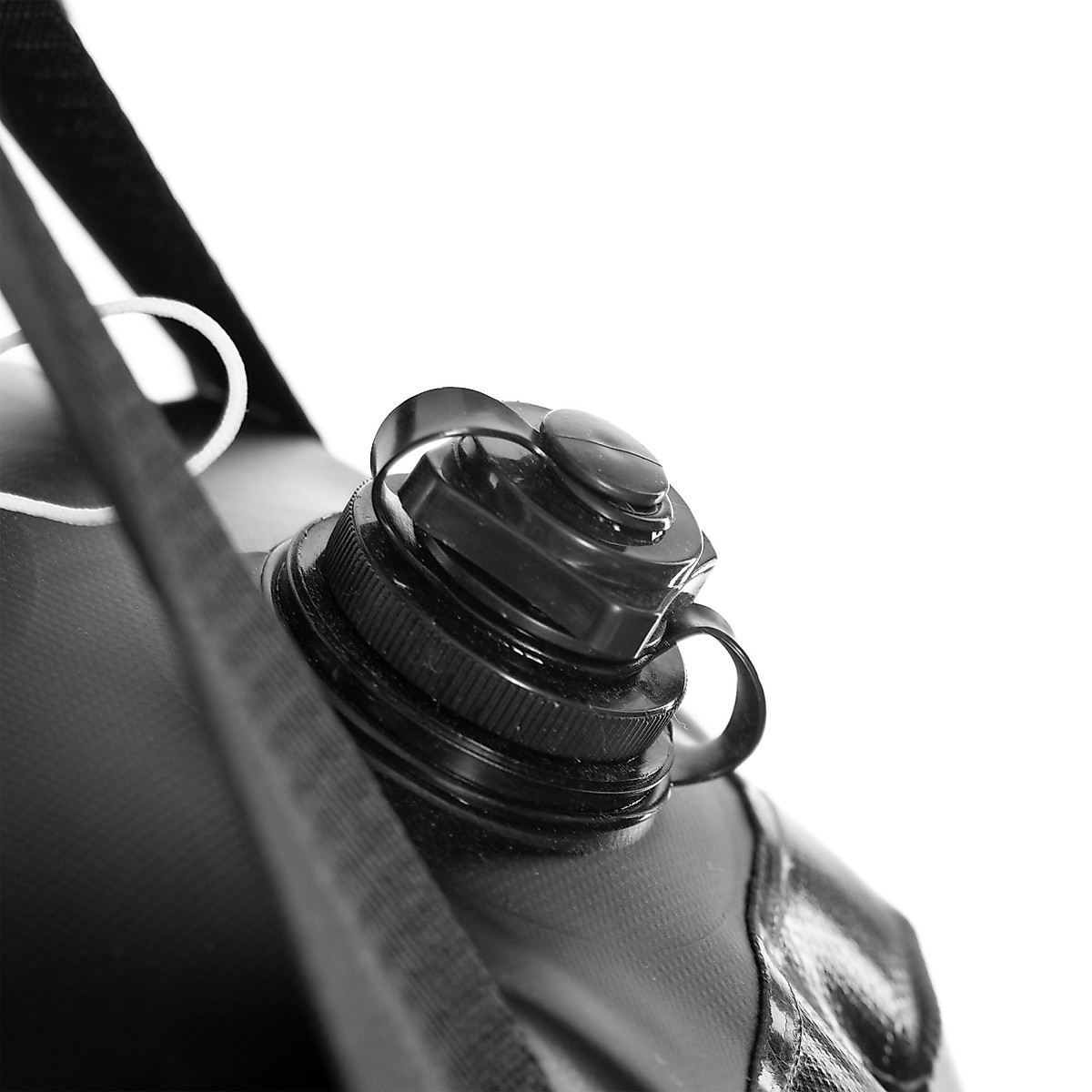 Everlast P00002820 Hydrostrike Ac Heavy Bag Black 100lb