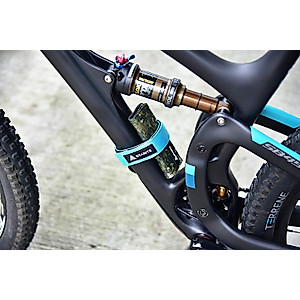 Granite Rocknroll Mini Ratchet Bike Tool Kit, Bike Multitool Kit with 9 Tool Bits and Extension Rod, Portable Bicycle Tool Kit for Mountain Bike, Road Bike and Gravel Bike (Black)