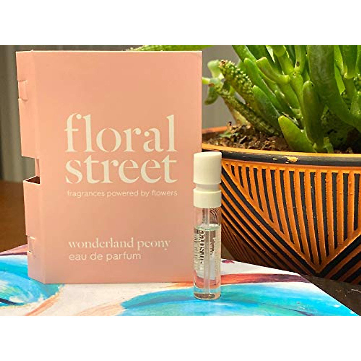 New FLORAL STREET Wonderland Peony EDP Eau de Parfum Spray Sample 1.5ml
