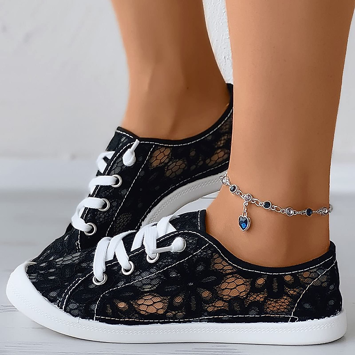 NLOMOCT Women's Canvas Shoes Platform Fashion Sneakers for Women, Girls Boho Flower Embroidered Lace Breathable Lace Up Low Top Play Sneakers Sports Shoes Casual Slip On Walking Shoes Loafers 01