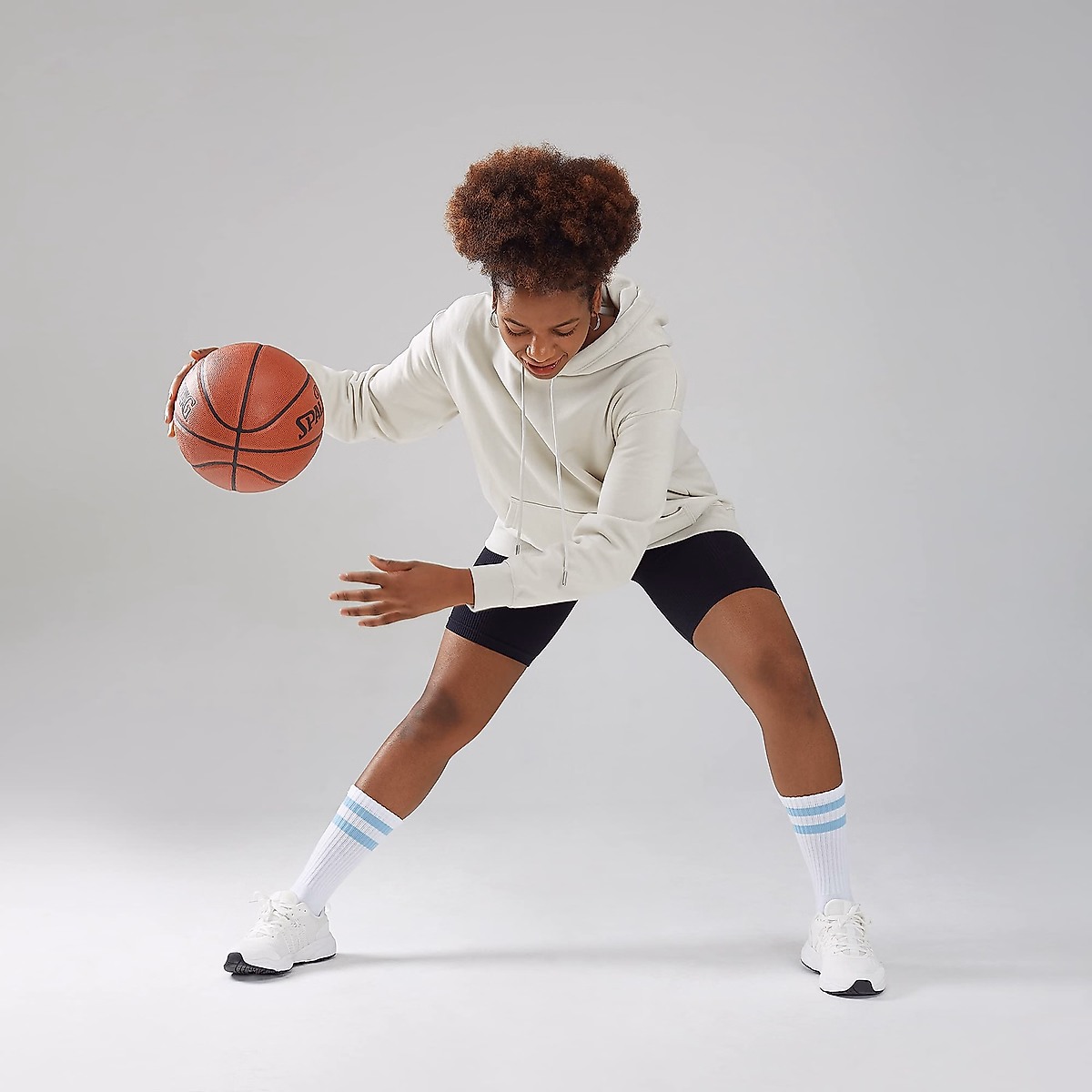 MONFOOT Men's/Women's 8 Pairs Athletic Cushion Crew Socks, Striped Small Multipack