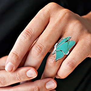 AeraVida Soaring Monarch Butterfly Green Turquoise Inlay Stone Sterling Silver Ring | Statement Fashion, Promise Ring, Couple Unisex Ring | Size 8