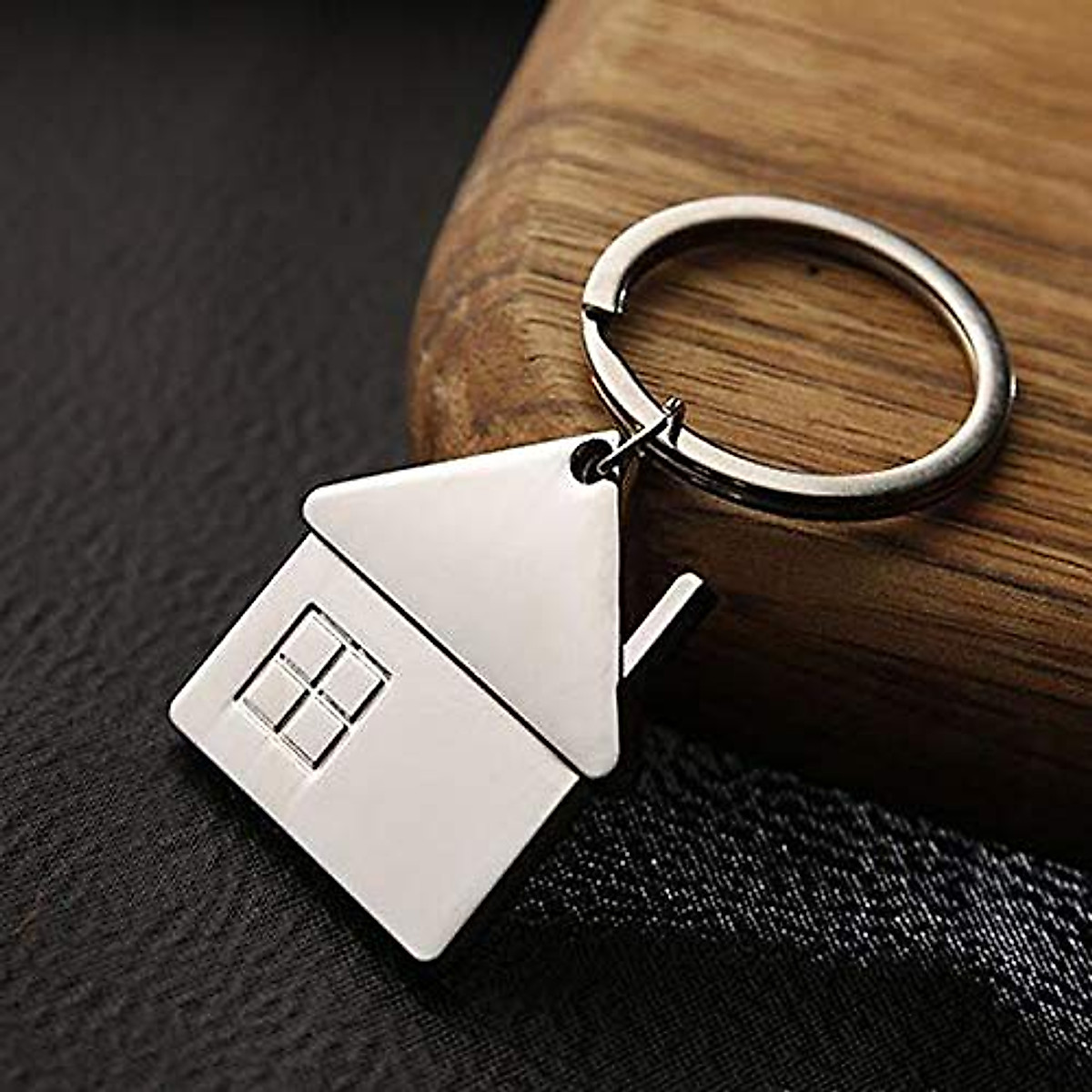 IKAAR Key Cahin Cute Cartoon House with Window keychain Mental Keyring for Men and Women Gift Silver
