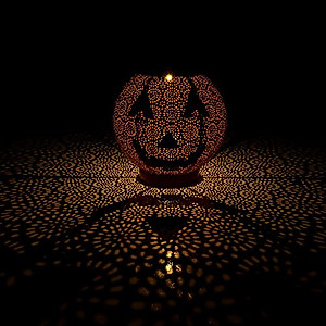 Halloween Pumpkin Hanging Solar Lights - 𝟮𝟬𝟮𝟯 𝗡𝗲𝘄𝗲𝘀𝘁 Retro Outdoor Waterproof Halloween Spooky Hanging Lights with Handle for Outdoor, Tree Decor, Garden or Yard, Outside Entryway, Porch