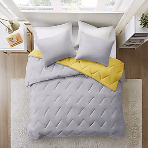 Intelligent Design Trixie All Season Reversible Down Alternative Comforter Mini Set, Twin/Twin XL, Yellow/Grey