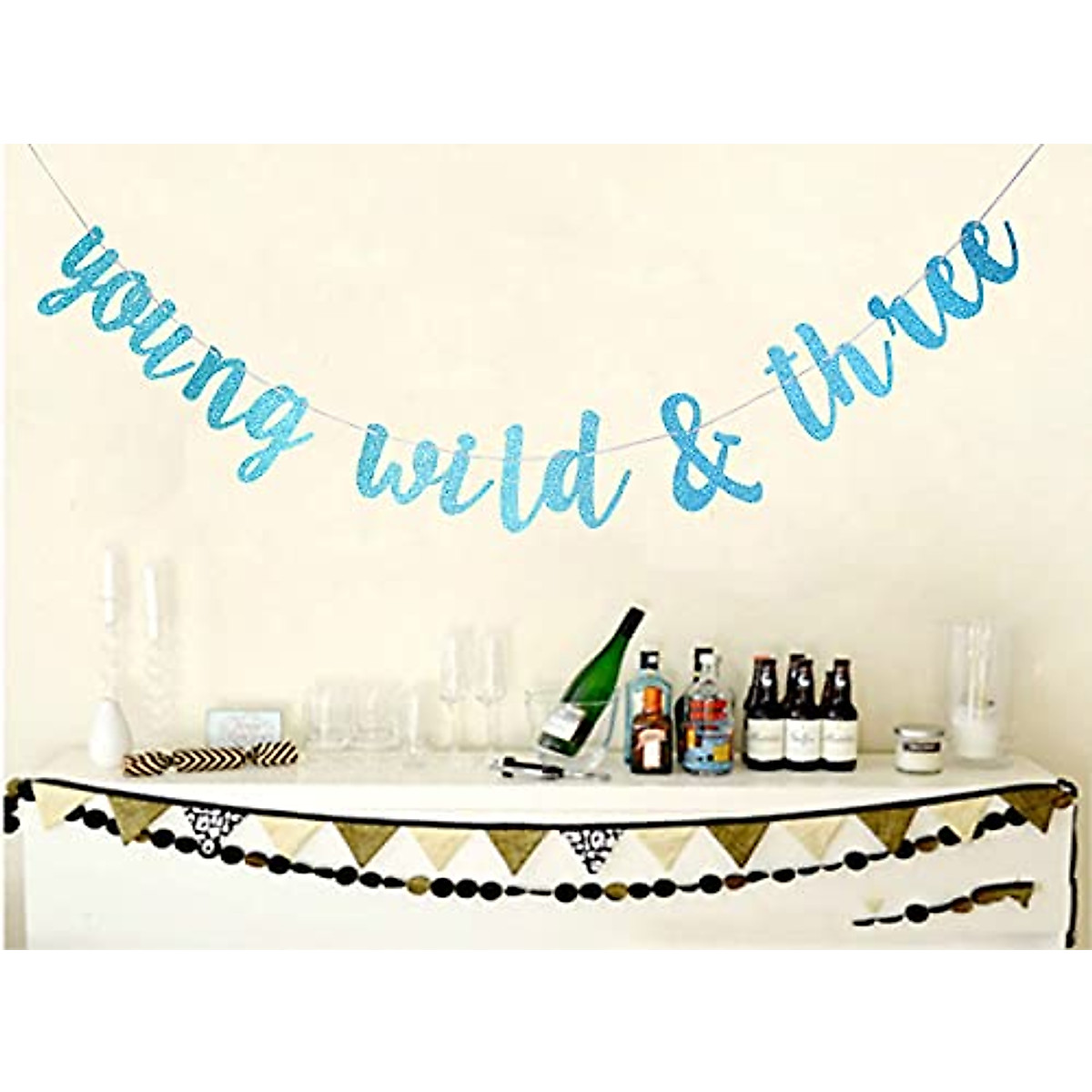 Young Wild and Three Banner -Blue Glitter Happy 3rd Birthday Party Decoration Bunting Photo Props，Children's Birthday Party Supplies