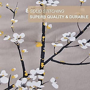 Nanko Queen Size Comforter Set, Grey Pastel Floral Print Soft Microfiber Bedding - All Season Quilted Comforter with 2 Pillowshams - Farmhouse Bed Set for Women Men 3pc 88 x 90 inch, Gray Flower