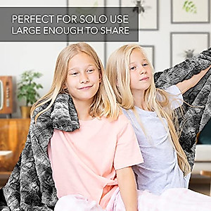 Luxury Plush Blanket - Cozy, Soft, Fuzzy Faux Fur Throw Blanket for Couch - Ideal Comfy Minky Blanket for Adults for Cold Nights by Everlasting Comfort