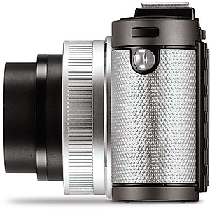 Leica 18454 16.5 MP Digital Camera with 2.7-Inch TFT LCD (Metallic Silver)
