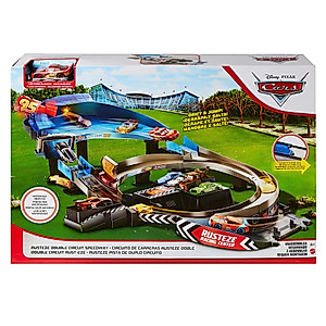 Disney Car Toys Rust-Eze Double Circuit Speedway Playset Test Track Set For Drift, Race and Crash Competitions, With Lightning McQueen Vehicle, Kids Birthday Gift For Ages 4 Years and Older