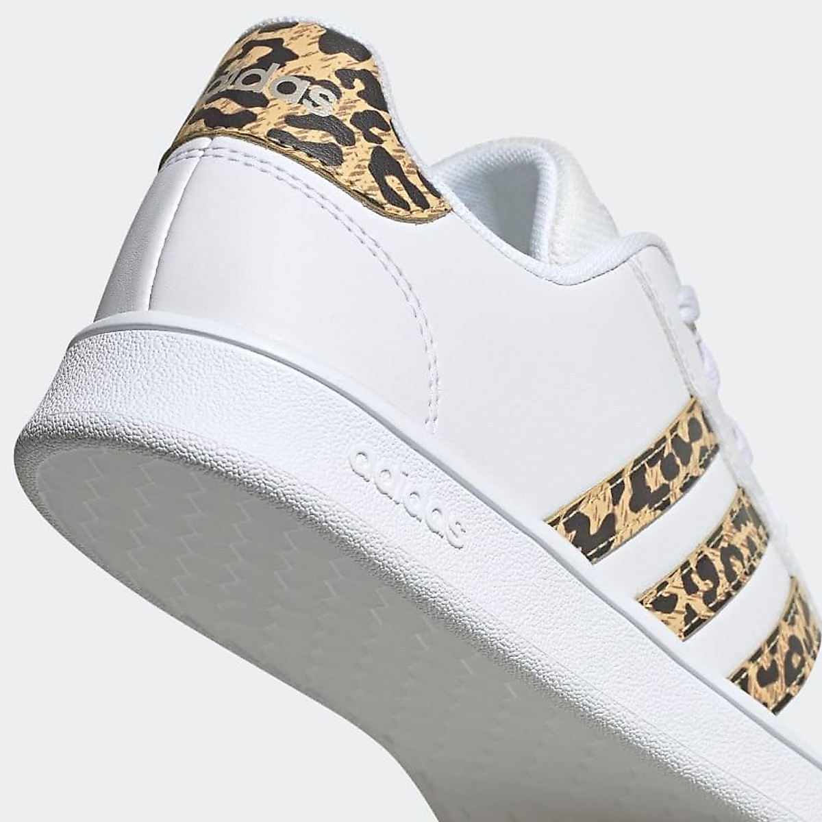 adidas Grand Court Sneaker, White/White/White/Champagne Metallic, 2 US Unisex Little Kid