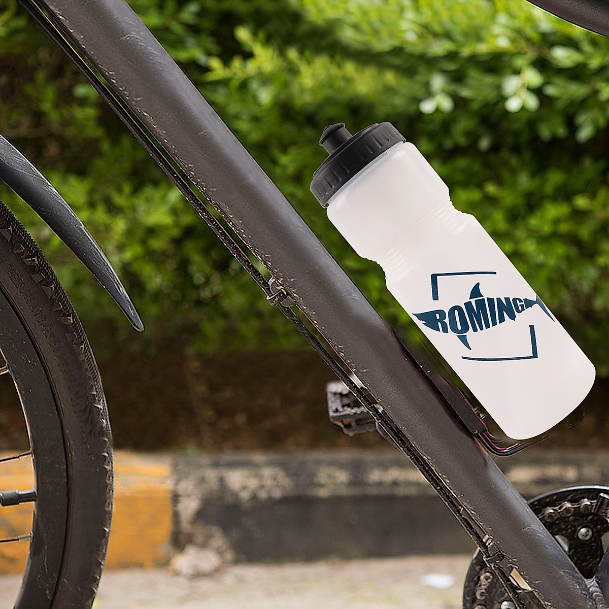 ROMING Bicycle Bulk Water Bottles BPA Free Plastic Bottles，3PCS Squeeze Water Bottle Wide Mouth Lid Water Jug Push/Pull Cap, Sports 24oz Mountain Bike Water Bottles for Bicycles,Fitness,Cycling.