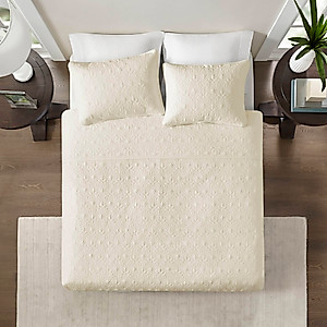 Madison Park Quebec Quilt Set - Luxurious Damask Stitching Design, Cotton Filled Lightweight Coverlet Bedspread Bedding, Shams, King/Cal King(104"x94"), Cream 3 Piece